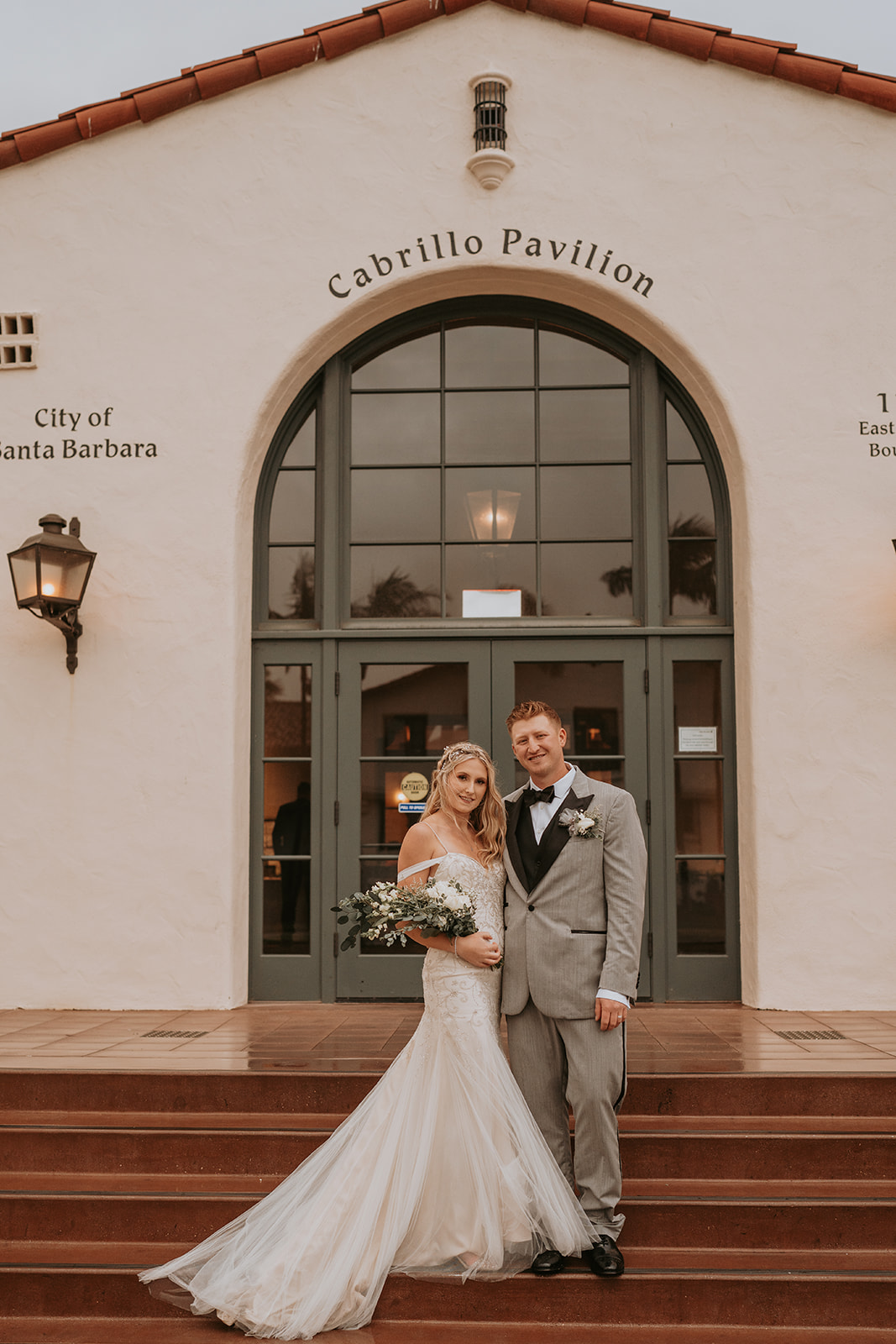 A Romantic Rainy Day Wedding at the Cabrillo Pavilion in Santa Barbara ...