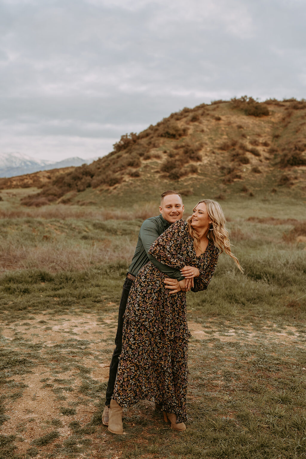 Engagement Session Tips for The Awkward Couple ...