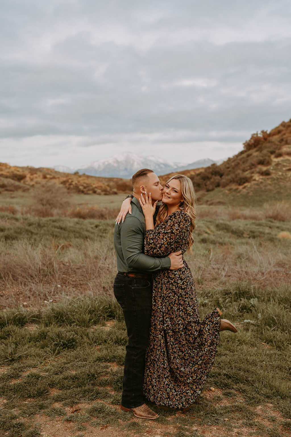 Engagement Session Tips for The Awkward Couple ...