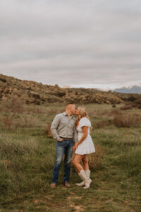 Engagement Session Tips for The Awkward Couple ...