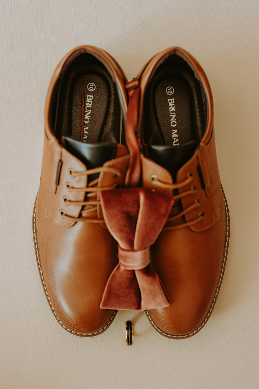 What To Include In a Wedding Detail Box for Your Photographer