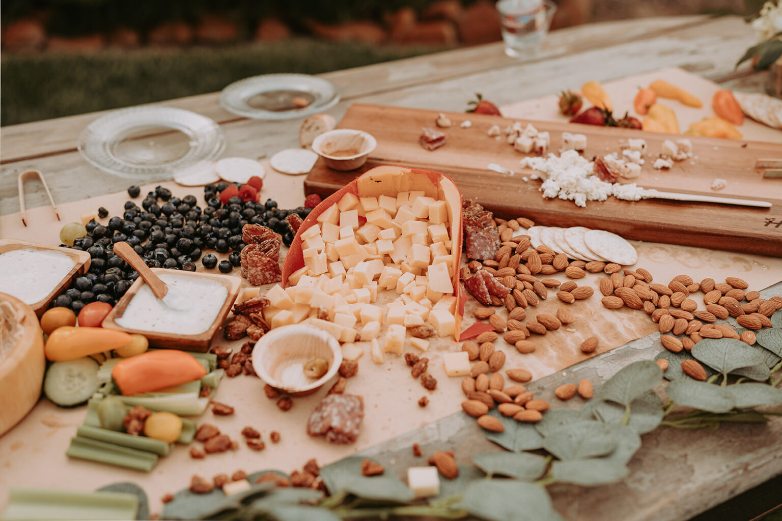 Spring Wedding Inspiration, Colors, and Table Decor