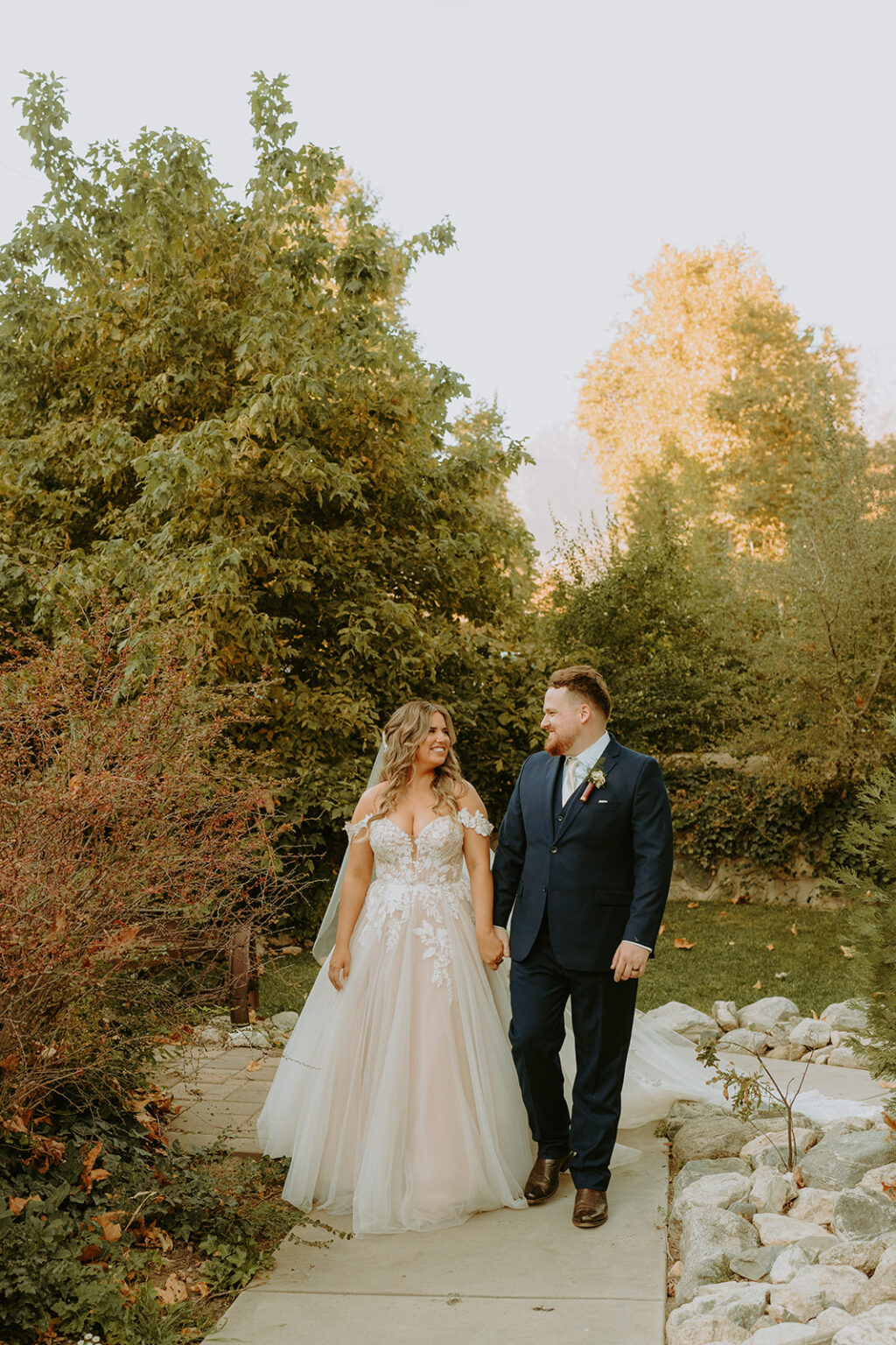Oak Glen Wedding Venue: A Classic Fall Day at The Homestead